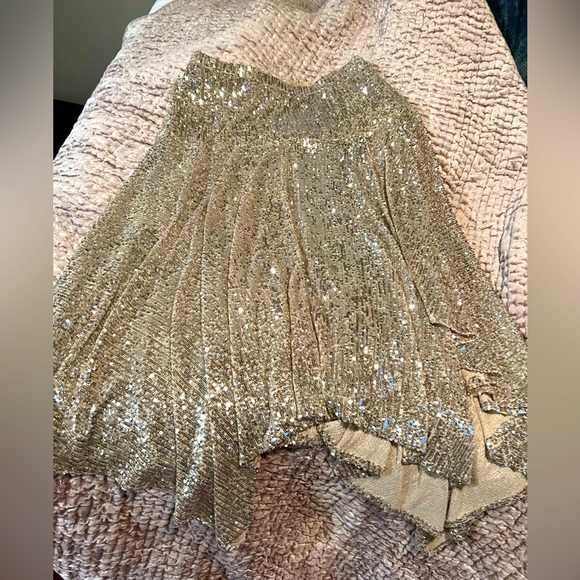 Topshop | Skirts | Sequined Skirt | Poshmark